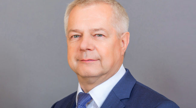 Zur Sache, Herr Basteck! | Busnetz